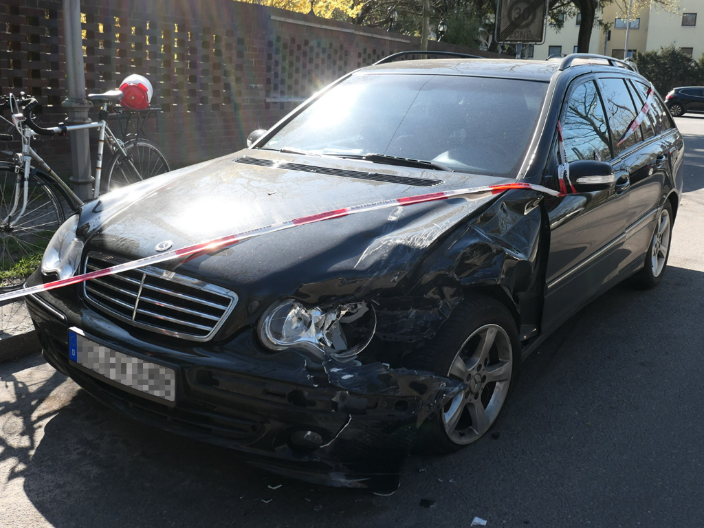 Kfz-Gutachten - was ist nach einem Autounfall zu beachten ...